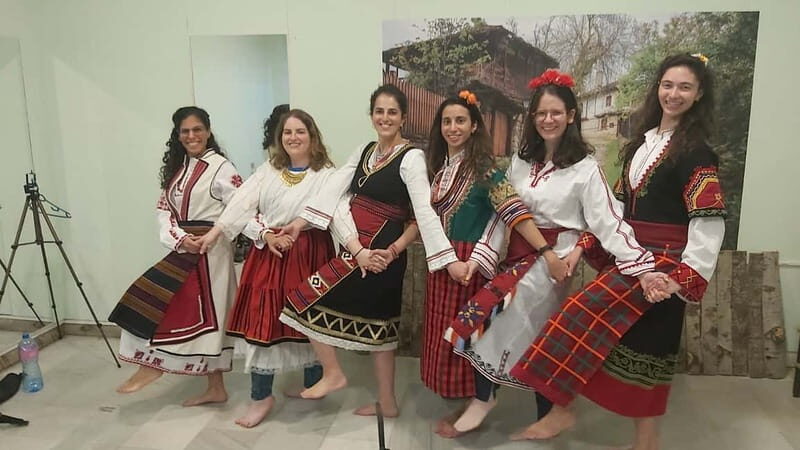 Photos with traditional costumes in Sofia - Introduction