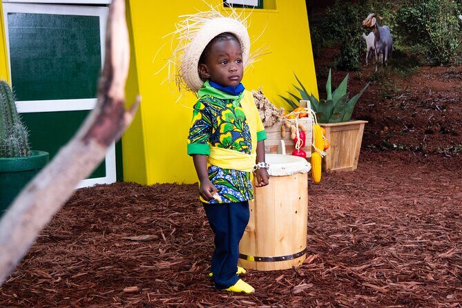 Photoshoot Activity with Traditional Curacao Attire - An In-Depth Look at the Experience