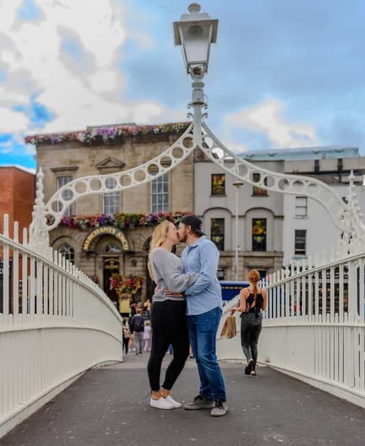 Photoshoot for Couples LGBTQ Friendly-Pride Month Promotion - Key Points