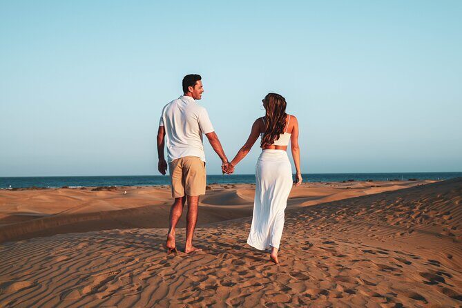 Photoshoot in the Dunes of Maspalomas - A Closer Look at the Photoshoot in the Dunes of Maspalomas