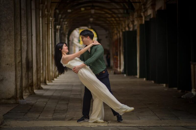 Photoshoot in Venice: Your Story, Our Lens - Book Now! - What to Expect During Your Photoshoot