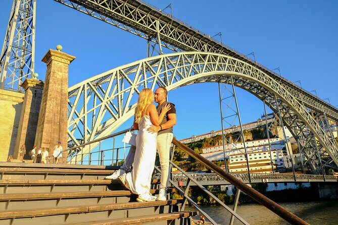 Photoshoot Unforgettable in Porto - Couple or Single - Why This Tour Is Worth Considering
