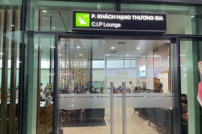 Phu Cat International Airport Business Lounge - Location and Accessibility