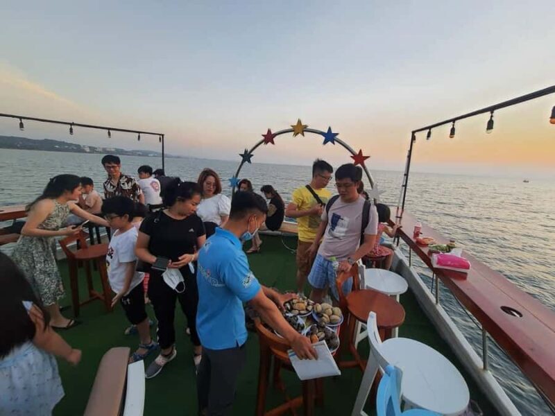 Phu Quoc Island Sunset Dinner Cruise Tour With Squid Fishing - The Squid Fishing: Authentic and Interactive