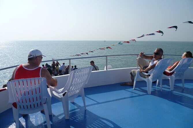 Phuket Airport : Transfer & Ferry ticket to Phi Phi Island - A Closer Look at the Experience