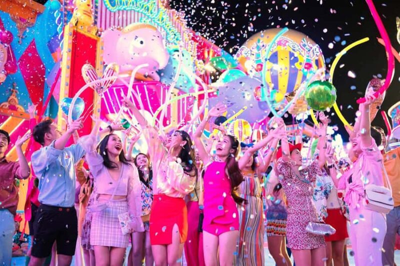 Phuket: Carnival Magic Show and Dinner Combo - What Do Visitors Say?