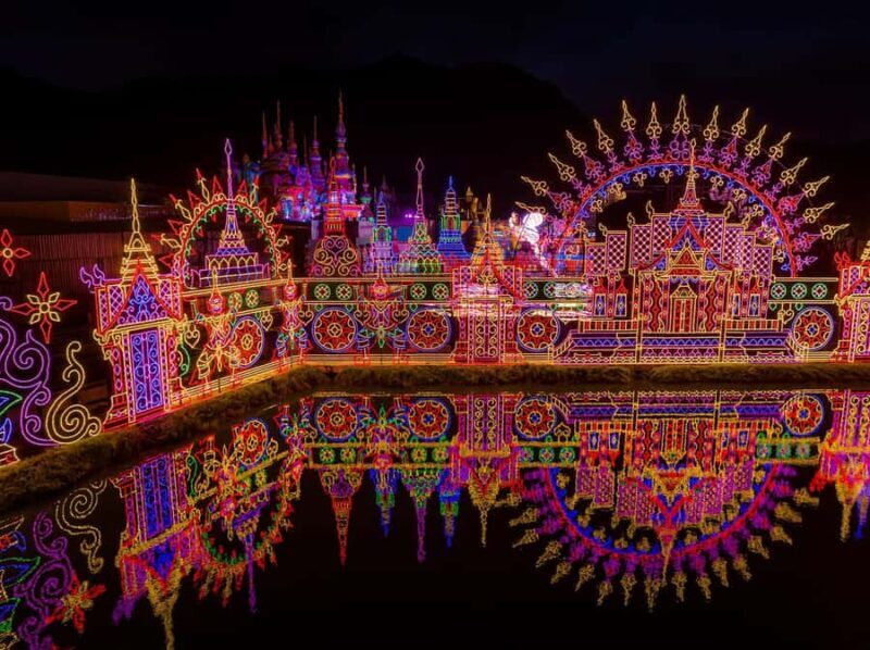 Phuket: Carnival Magic Show and Dinner Combo - The Upsides and Considerations