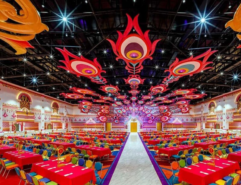 Phuket: Carnival Magic Show with Buffet Dinner - Introduction