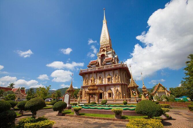 Phuket City Tours Awarded Excellence in Viator - Who should consider this tour?