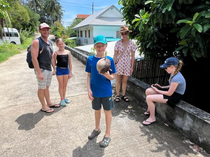 Phuket foodie tour+ Thai cooking class + Local food tasting - A Closer Look at the Phuket Foodie Tour