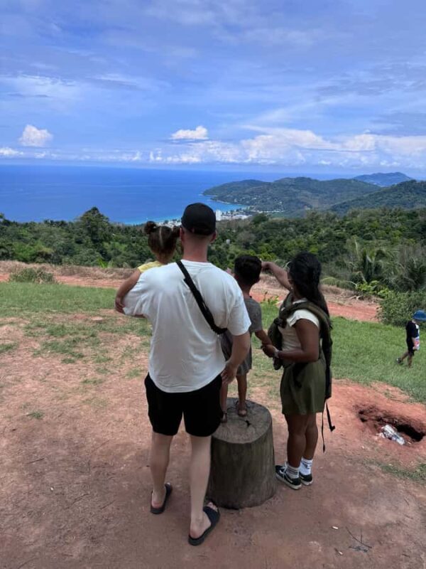 Phuket: Half-Day City Tour with Big Buddha and Old Town - Key Points