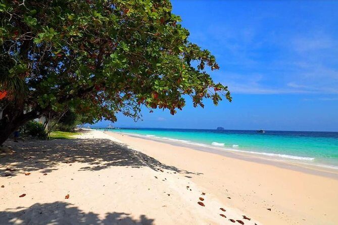 Phuket Maiton & Three Khai Island by Speed boat - FAQ