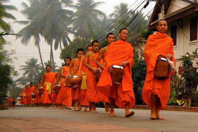 Phuket Munk Chat Meditation Retreat on Mountain, Beach, Waterfall - The Itinerary in Detail