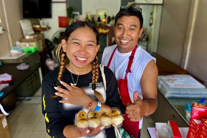 Phuket Old Town Food Tour with 10+ Locals' Favorites Tastings - Key Points