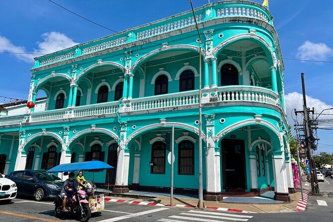 Phuket Old Town Food Tour with 10+ Locals' Favorites Tastings - A Closer Look at the Itinerary