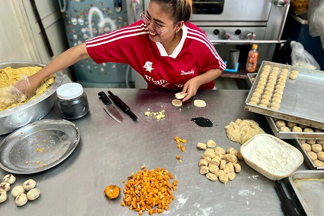 Phuket Old Town Food Tour with 10+ Locals' Favorites Tastings - Practical Details and Why They Matter