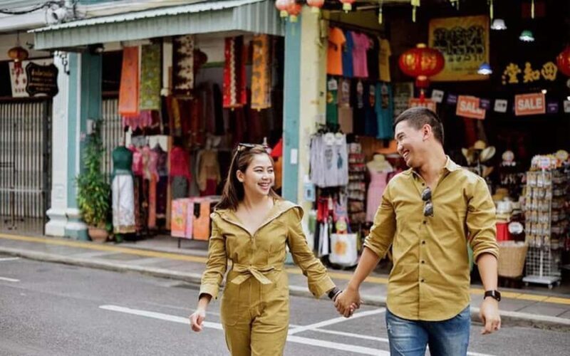 Phuket: Old Town Private Photography Tour - Chinpracha House and Cultural Details