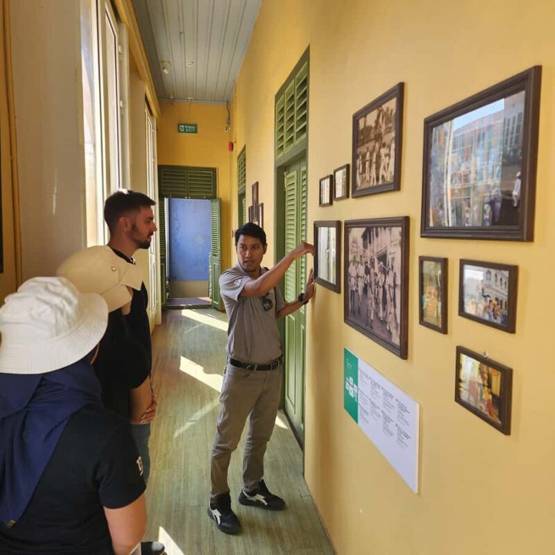 Phuket: Old Town Street Art Walk & Tile Painting Workshop - Who Should Consider This Tour?