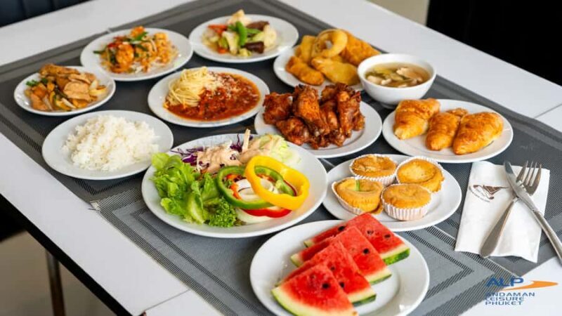 Phuket: Phi Phi Islands Premium Catamaran Tour Max 28 pax - An Authentic Small-Group Experience in the Phi Phi Islands