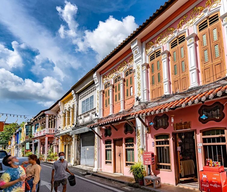 Phuket Private Landmark Guided Tour - Transportation and Group Size