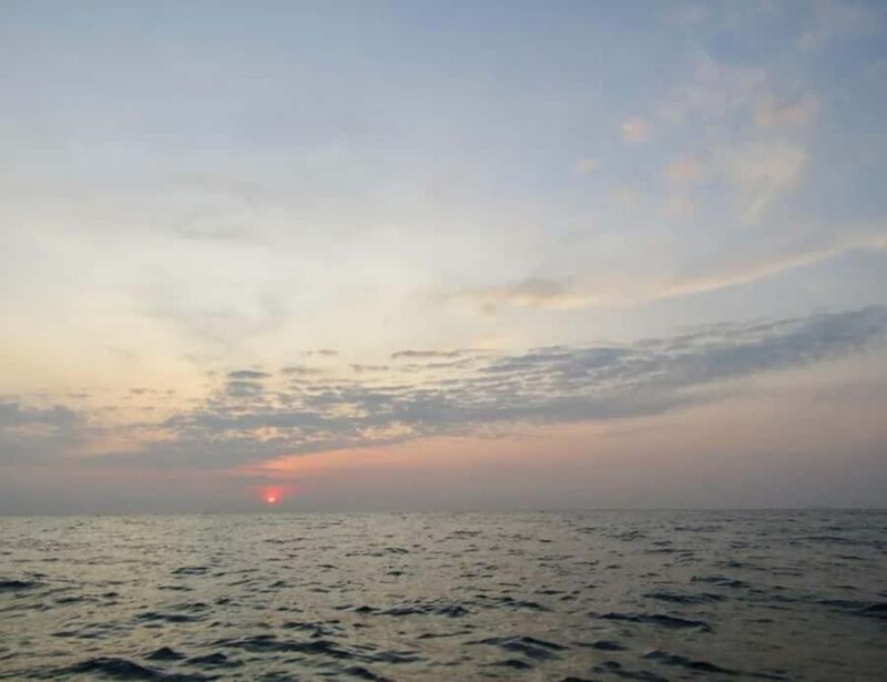 Phuket: Private Sunrise Tour to Phi Phi & Bamboo Islands - Key Points