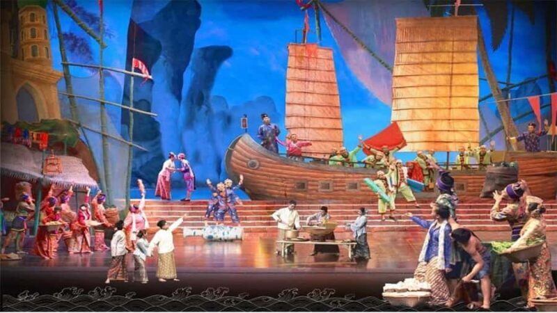 Phuket: Siam Niramit + Buffet Dinner + Transfer - Who Will Love This Tour?