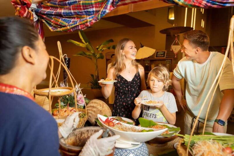 Phuket: Siam Niramit Ticket with Round Transfer and Dinner - Key Points