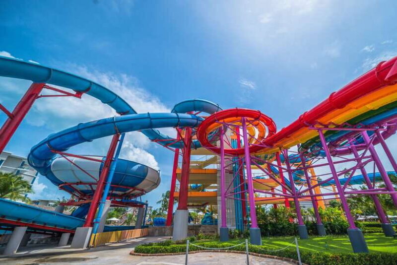 Phuket Splash Jungle Water Park Adventure - A Practical and Entertaining Day at Phukets Splash Jungle Water Park