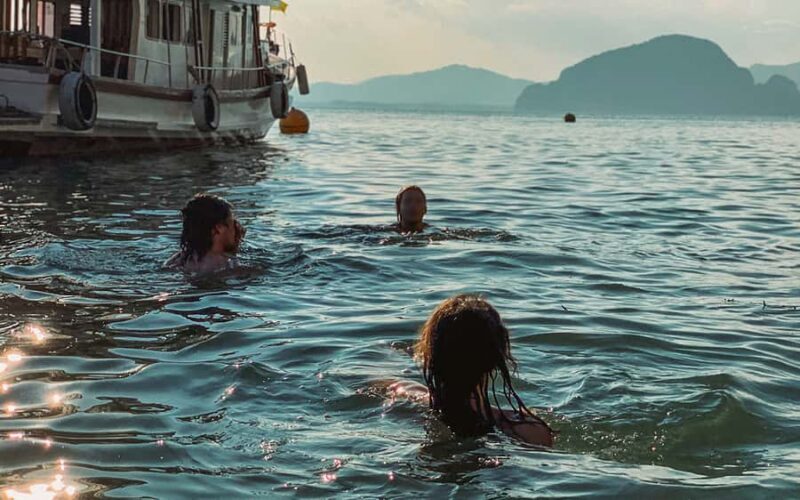 Phuket: Sunset Dinner in Phang Nga Bay by Big Boat - Return Journey and Practical Details