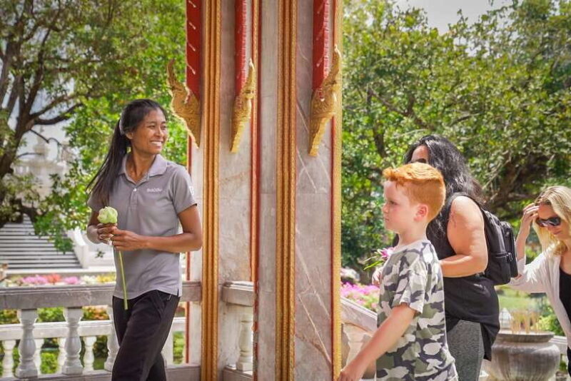 Phuket: Wat Chalong, Viewpoint, and Old Town Guided Tour - Authentic Experiences and Guides