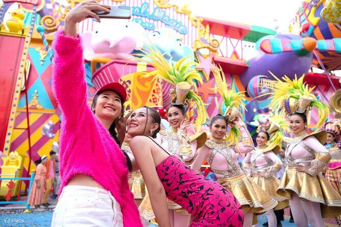 Phukets Dazzling Spectacle: Carnival Magic Theme Park Experience - Authentic Perspectives from Visitors
