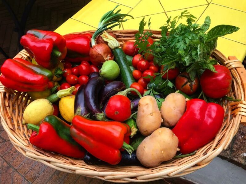 Piano di Sorrento: Cooking Class with Food Tasting and Wine - Why This Experience Works
