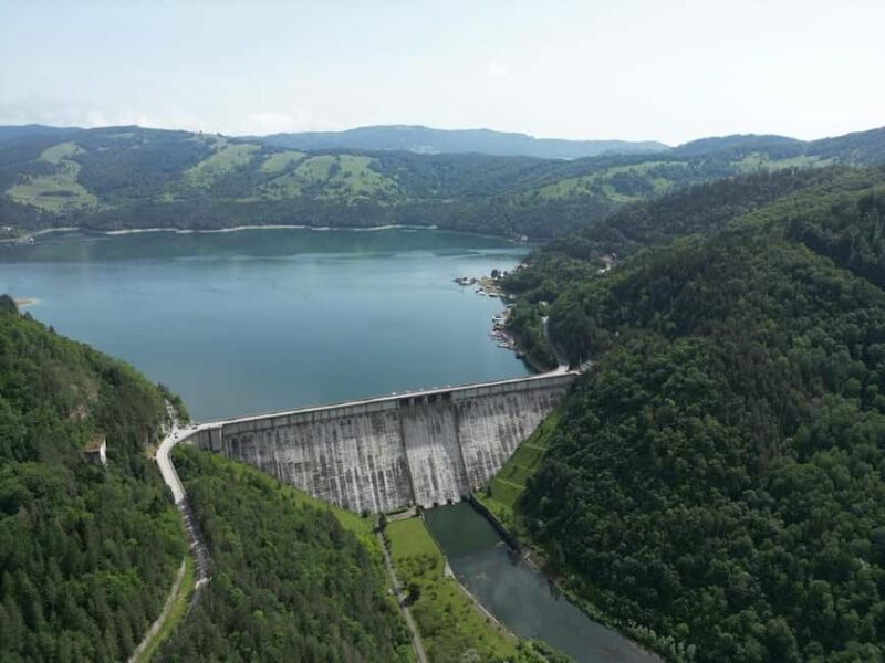 Piatra Neam: Neam County Lakes Sighthseeing Guided Tour - Key Points
