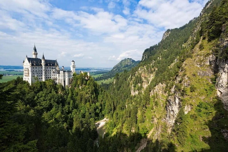 Pick-up from Munich: Hike to Neuschwanstein Castle - Key Points