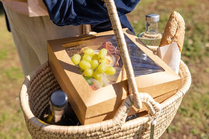 Picnic and Farm Experience at Red Hill - Scenic Spots and Flexibility