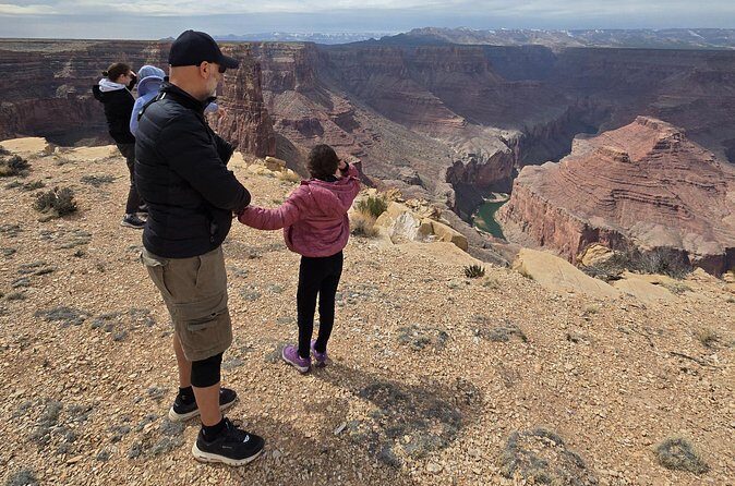 Picnic at East Grand Canyon Tables and Chairs Privided No Crowds - Practical Details and Tips