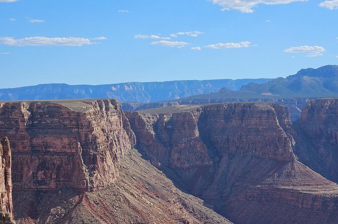 Picnic at East Grand Canyon Tables and Chairs Privided No Crowds - FAQs