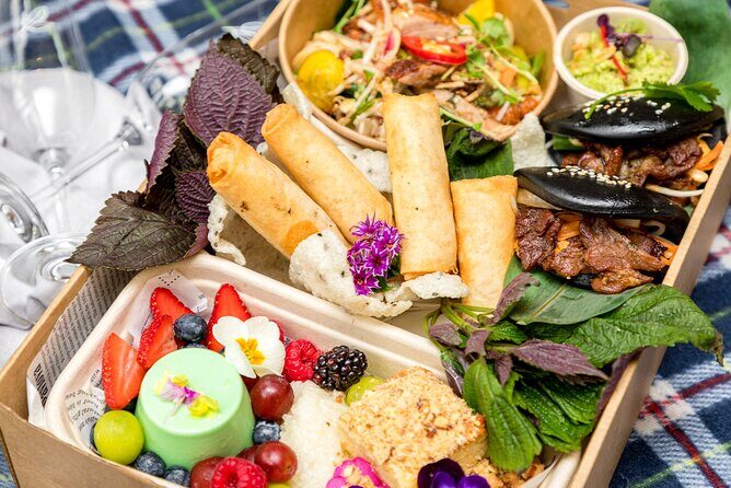 Picnic in the Royal Botanic Gardens for 2 - Why This Picnic Is Worth Considering