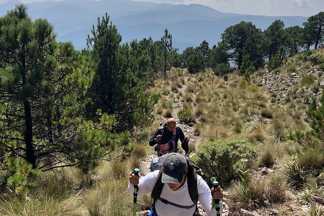 Pico del Aguila 3,880m/ 12,729ft Hike Devils Backbone Summit CDMX - Included & Not Included