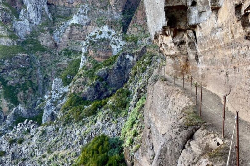 Pico Do Arieiro Pico Ruivo Sunrise or Morning Hike Transfers - The Transport & Logistics