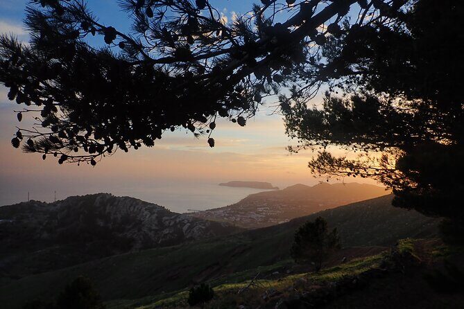 Pico do Facho Panoramic Trail - Who Will Love This Tour?