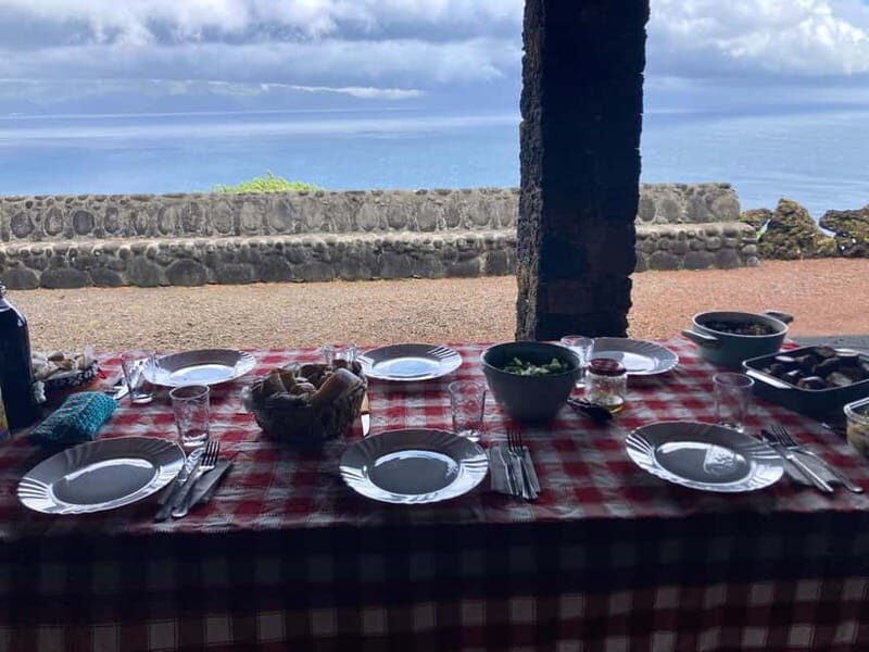 Pico island: highlights, wine tasting and local gastronomy - Key Points