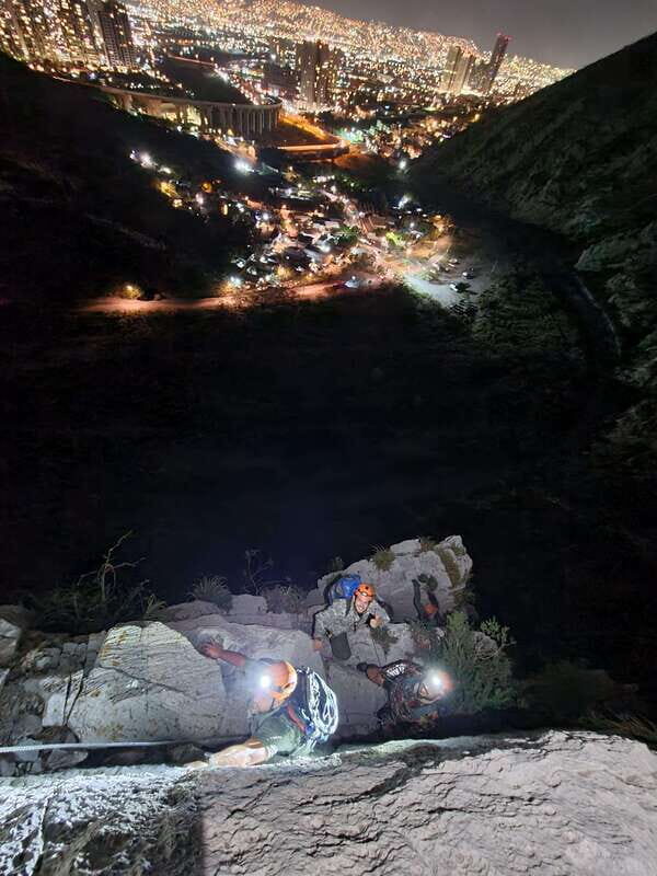 PicoLicos: Rock climbing, rappel down the thrilling 50 meter - FAQ