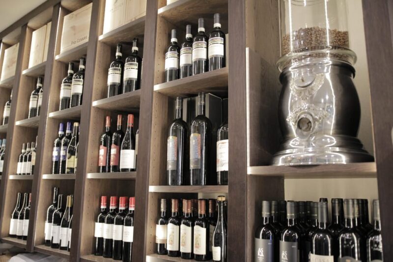 Piedmontese dinner in Milan all included - Key Points