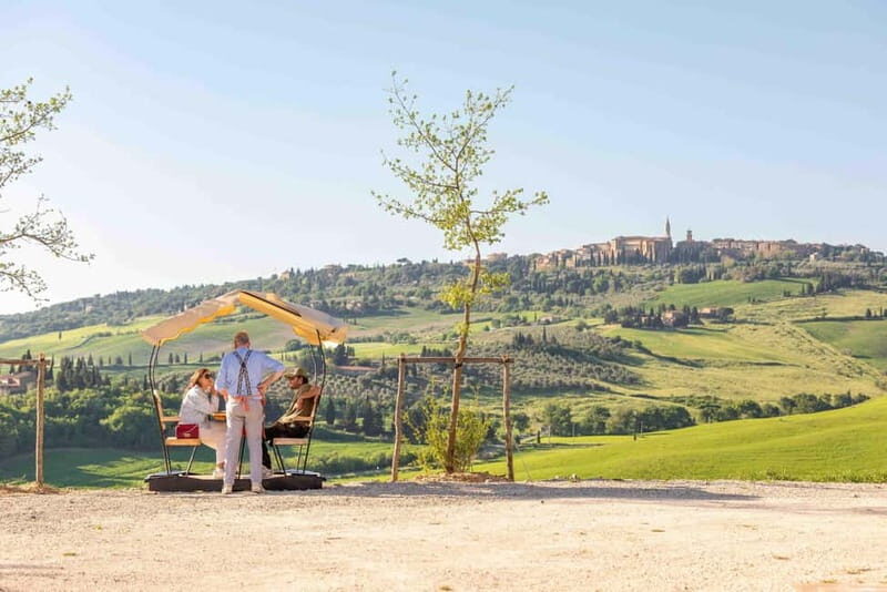 Pienza: guided tasting of Orcia DOC wine and organic EVO oil - Key Points