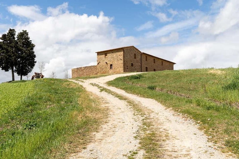 Pienza: guided tasting of Orcia DOC wine and organic EVO oil - Detailed Breakdown of the Itinerary