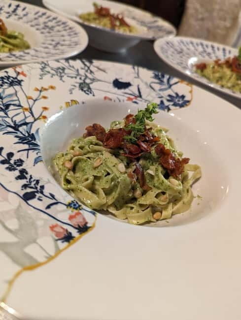 Pienza: Pool Day with Typical Gourmet Lunch at Farmhouse - Key Points