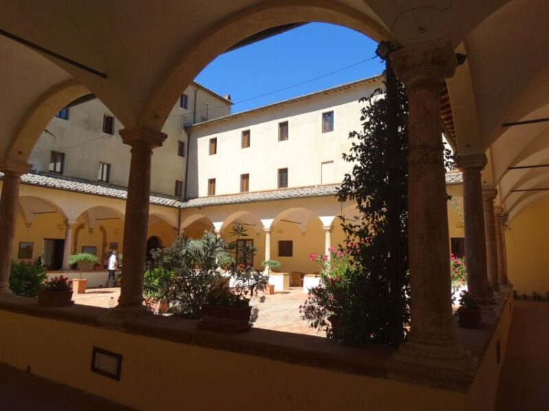 Pienza: Private Walking Tour with Tuscan Tasting Experience - Tasting Tuscany: Food and Wine