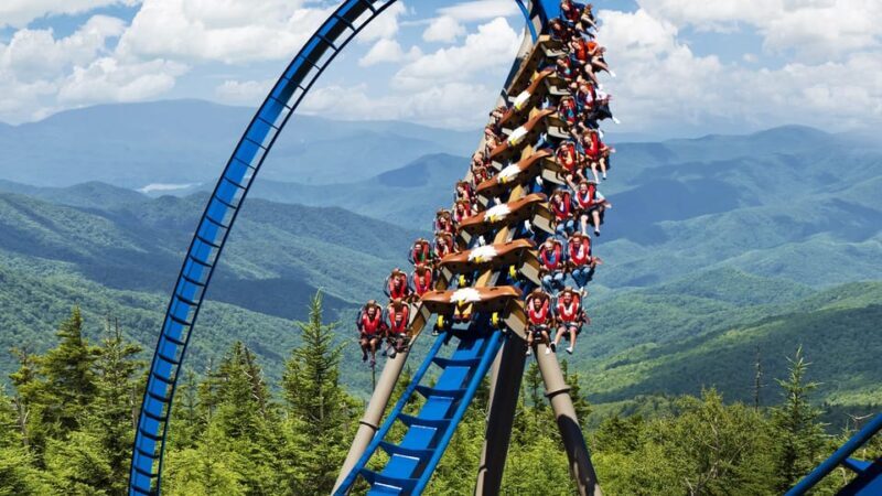 Pigeon Forge: Dollywood & Splash Country Combo Ticket - Key Points