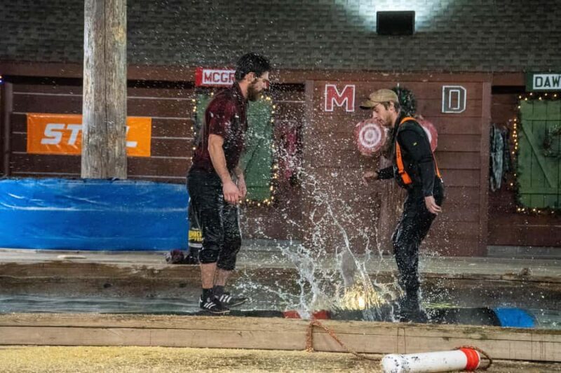 Pigeon Forge: Paula Deen's Lumberjack Christmas Supper Show - Key Points